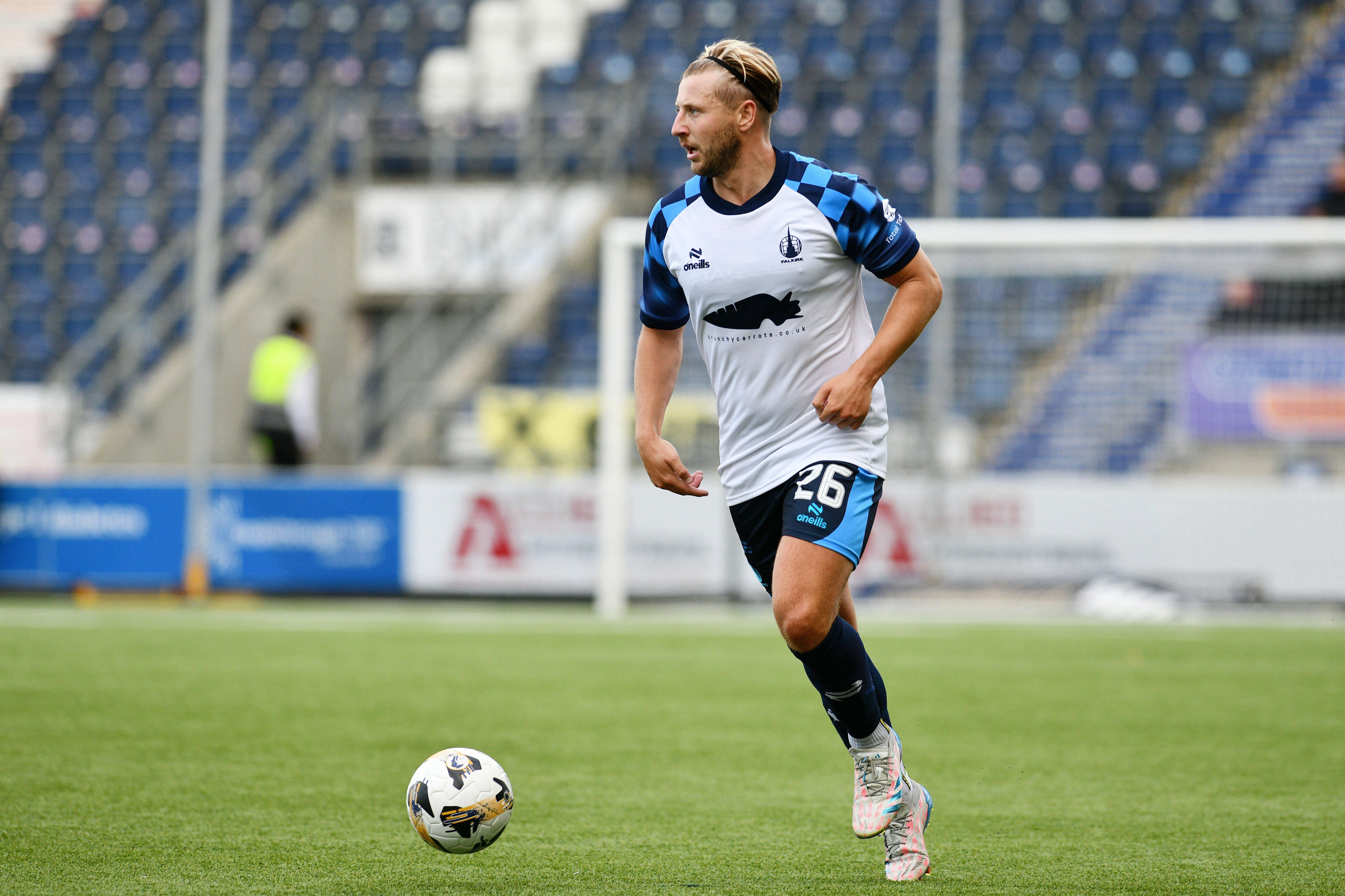 Falkirk full-back Sean Mackie joins Scottish Championship side Ross ...