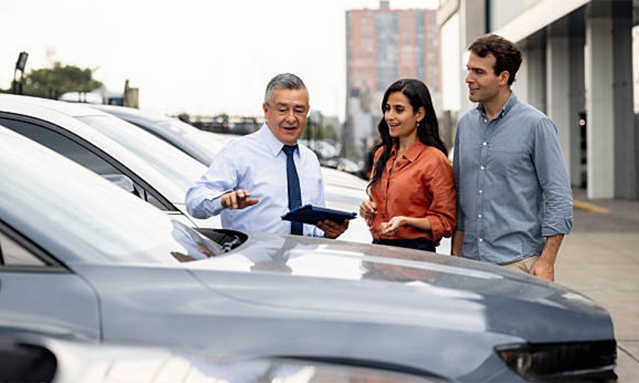 Comprar auto nuevo vs auto seminuevo: ventajas y desventajas