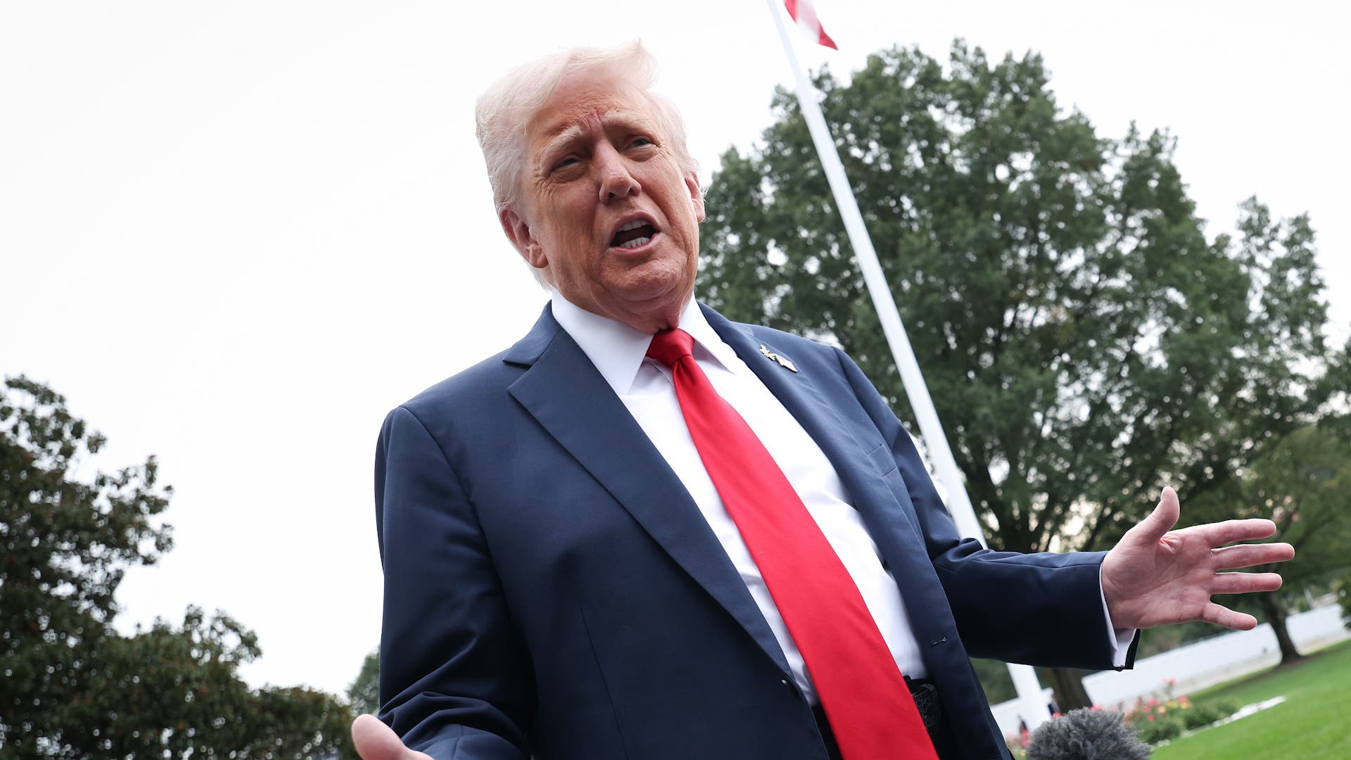 Trump Threatens To Fire Generals ‘On The Spot’ If He Doesn’t Like Them