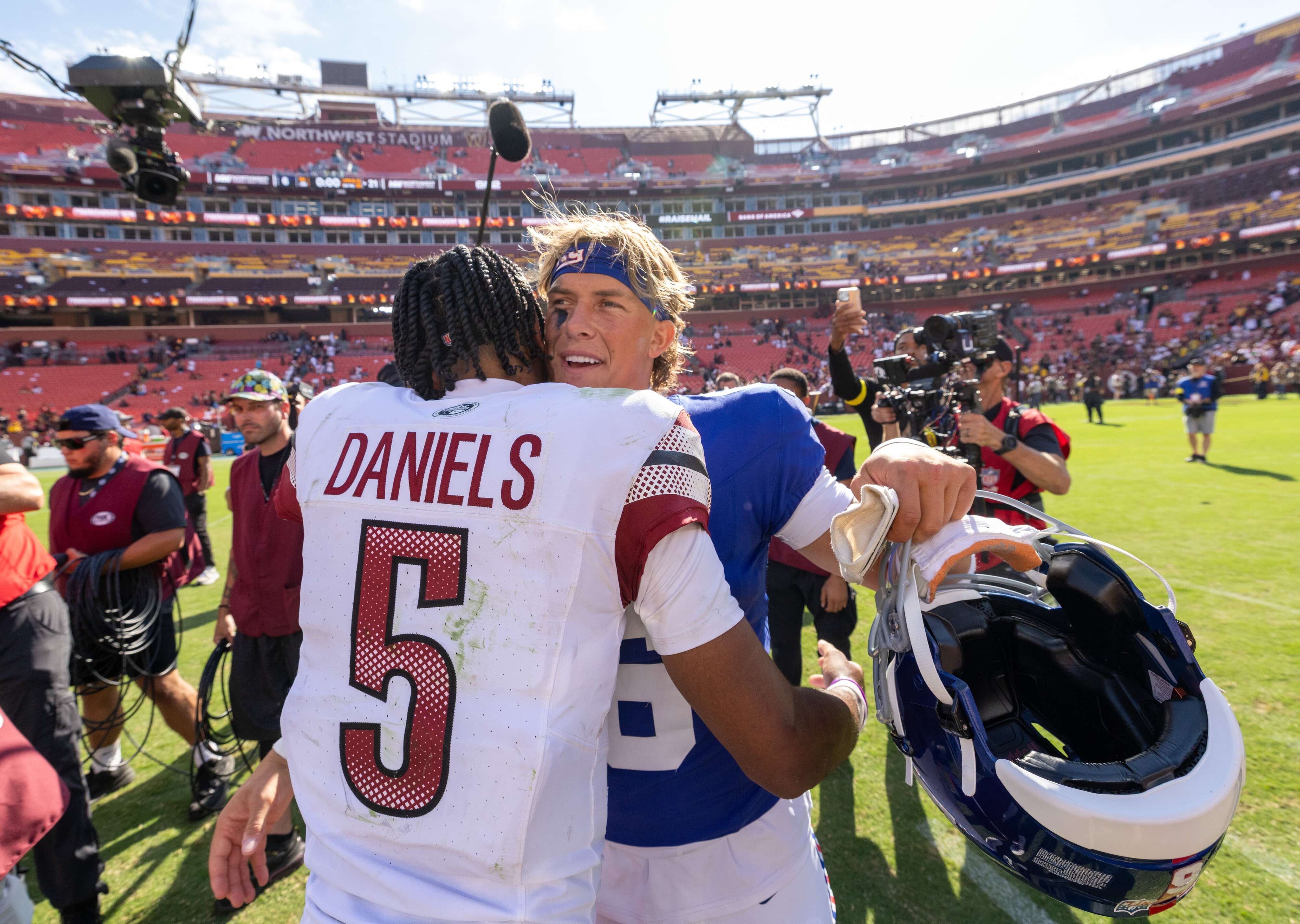 Jaxson Dart time: Giants bench Russell Wilson ahead of Chargers game