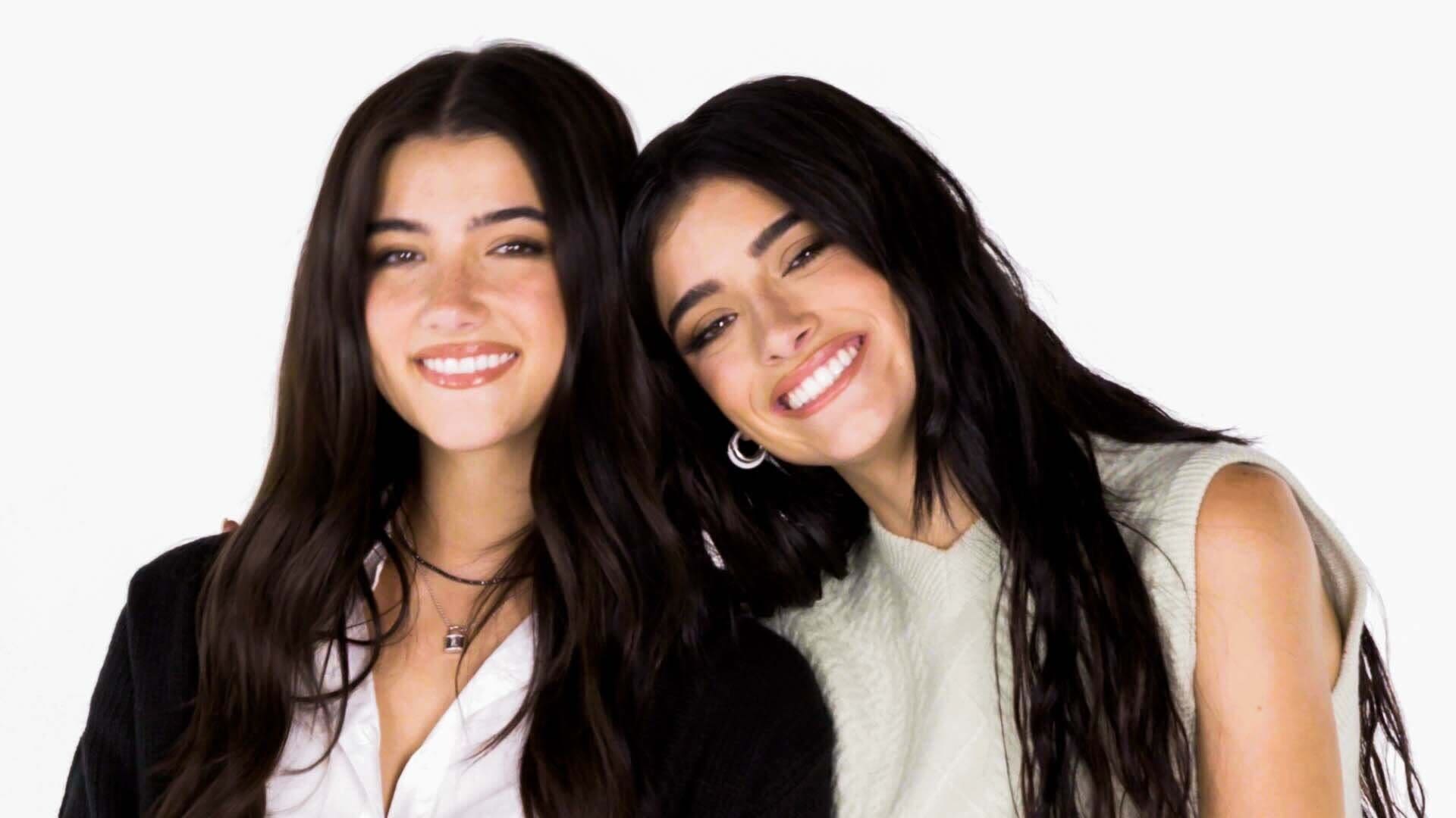 Charli & Dixie D'Amelio Take a Friendship Test