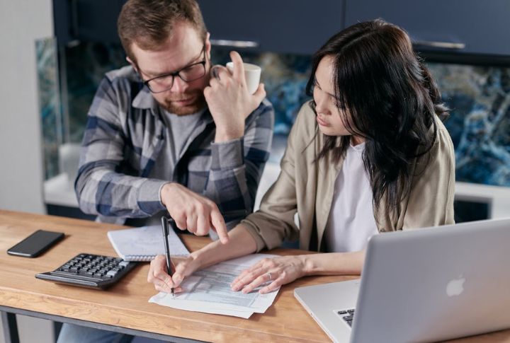 10 Consistent Routines That Help Savers Maximize Income