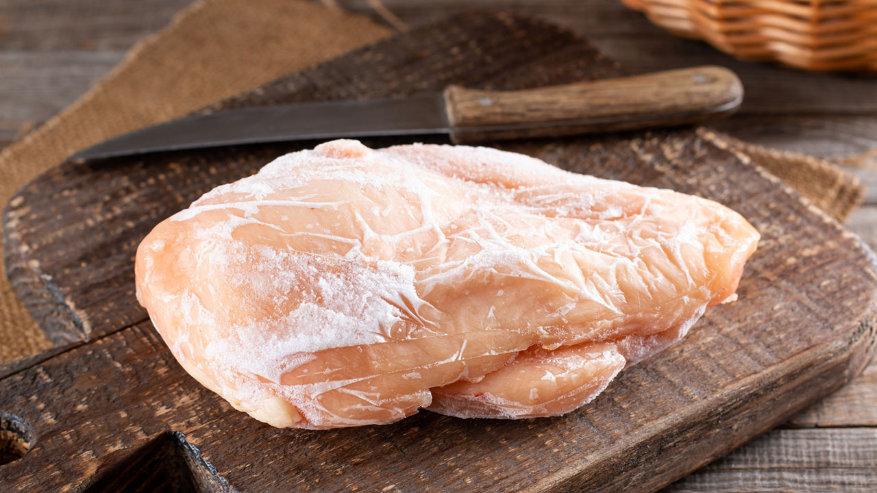 The Biggest Mistake People Make When Defrosting Chicken