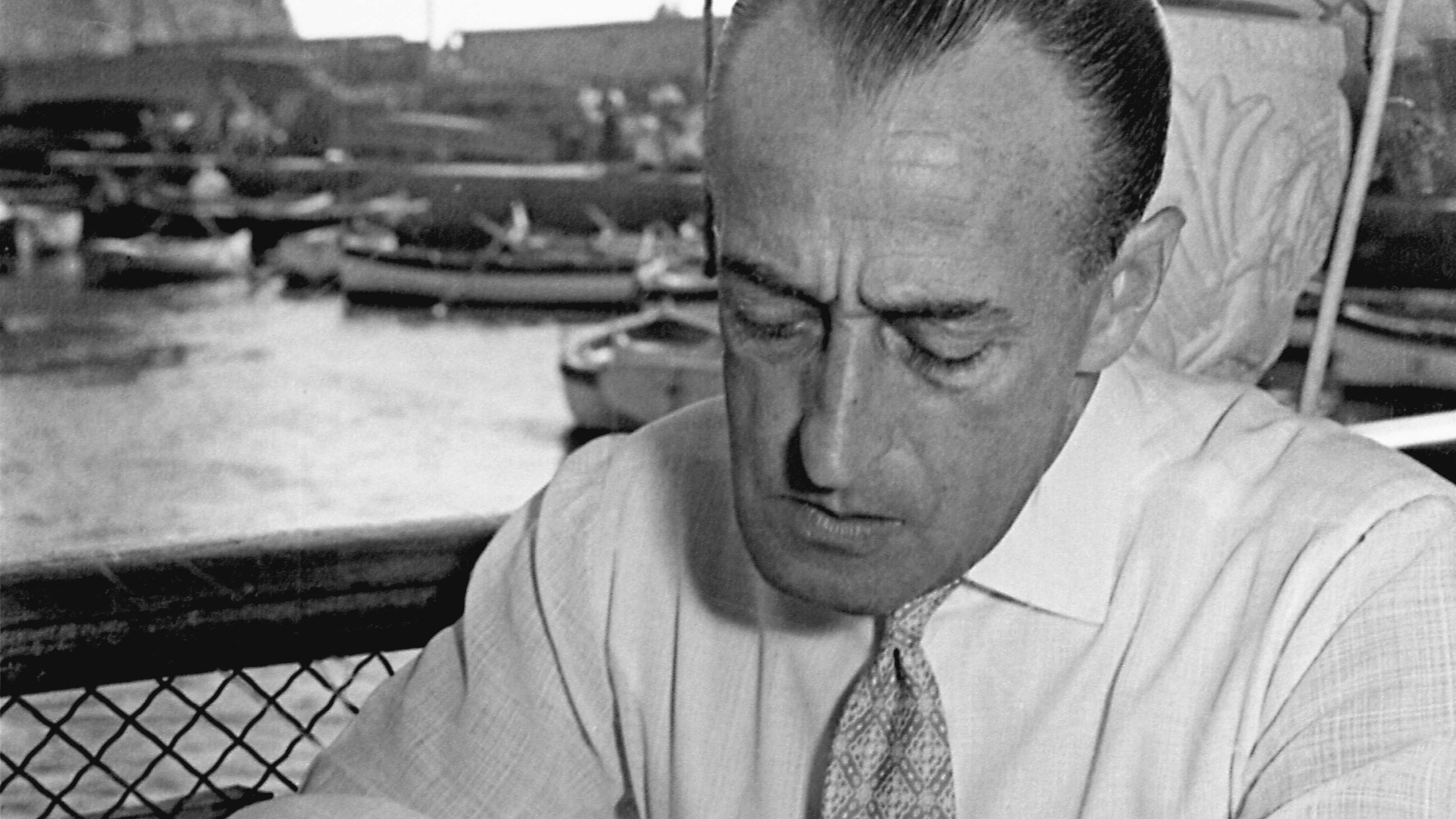 Totò al Palazzo Reale di Napoli: un viaggio immersivo nella vita del ...