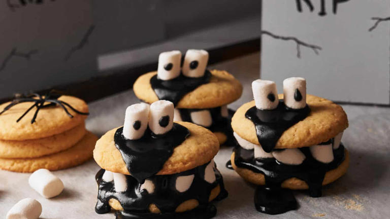 Halloween potluck ideas 21 recipes to win the snack table