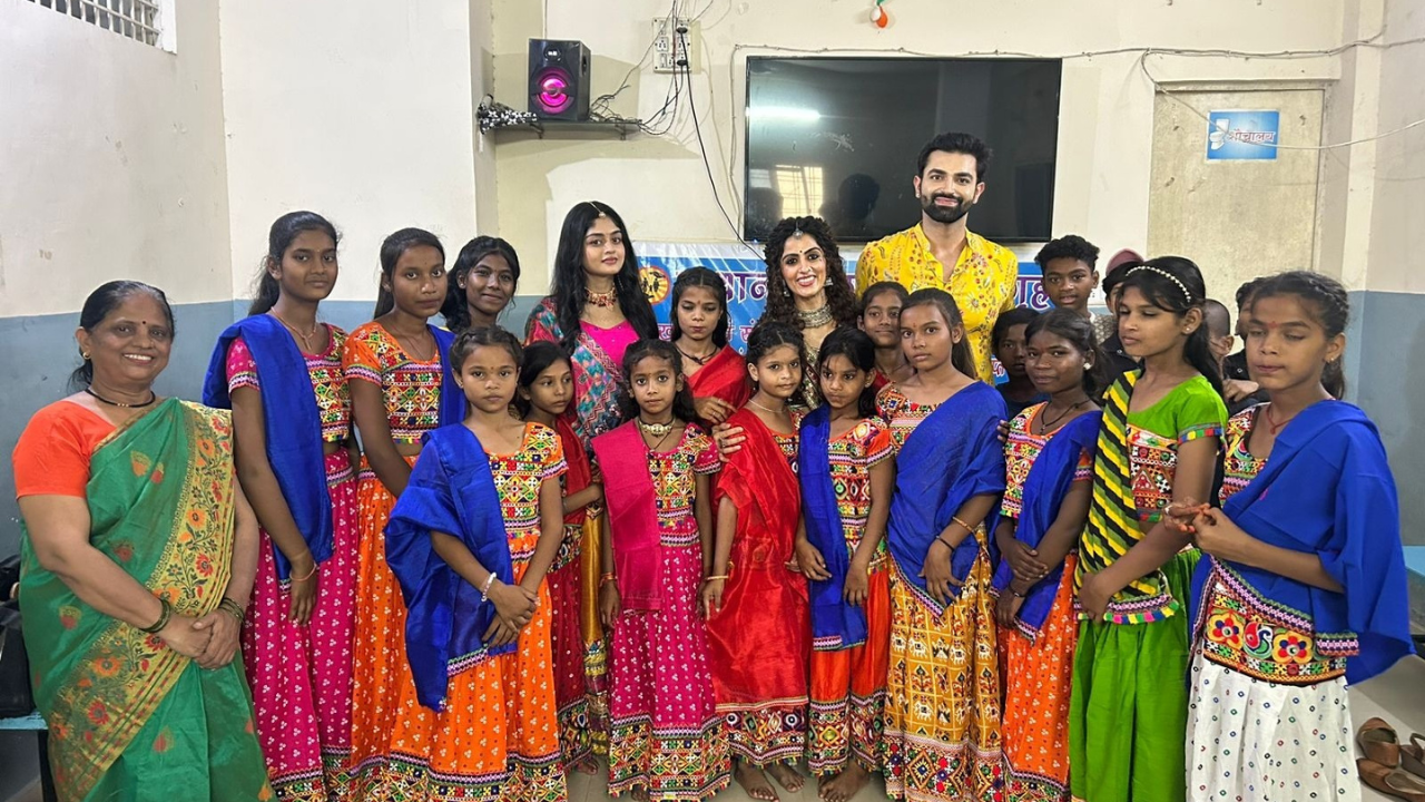Cast of Prathaon Ki Odhe Chunri: Beendani celebrate Navratri with underprivileged girls and ...