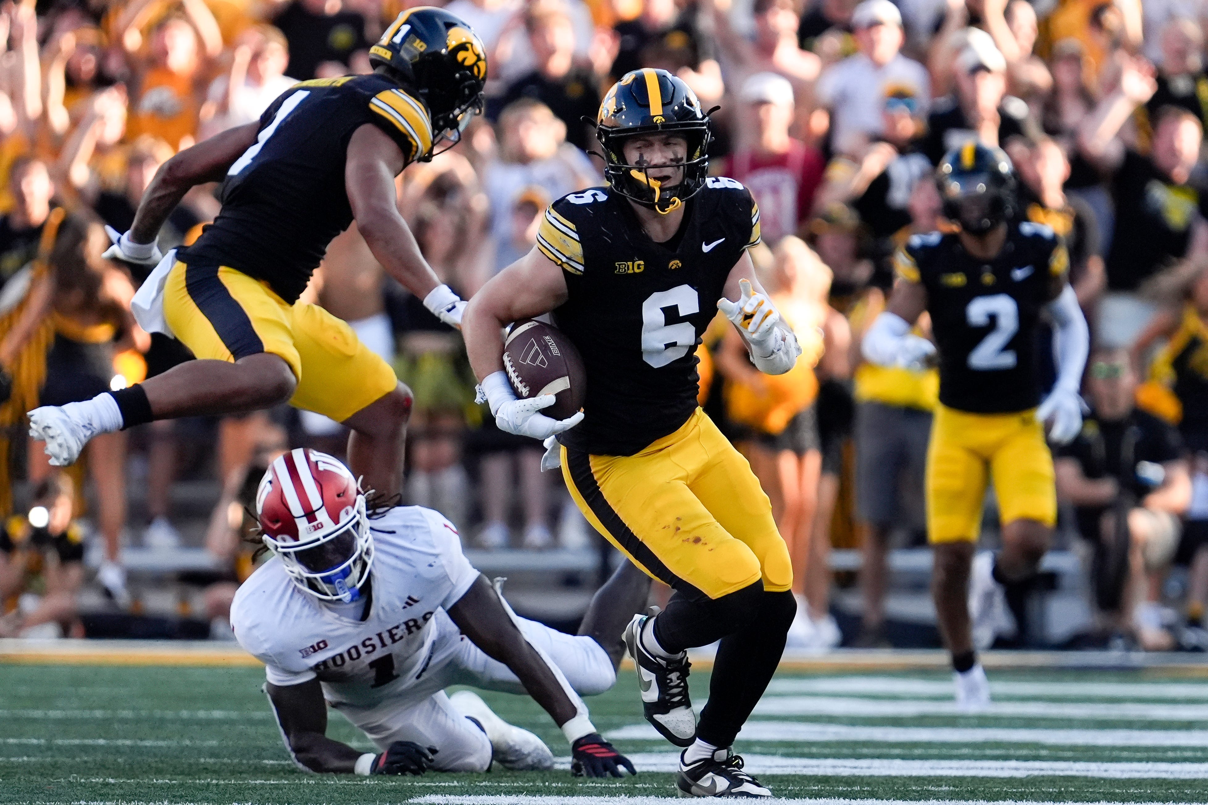 Best, worst Pro Football Focus grades from Iowa's loss to Indiana