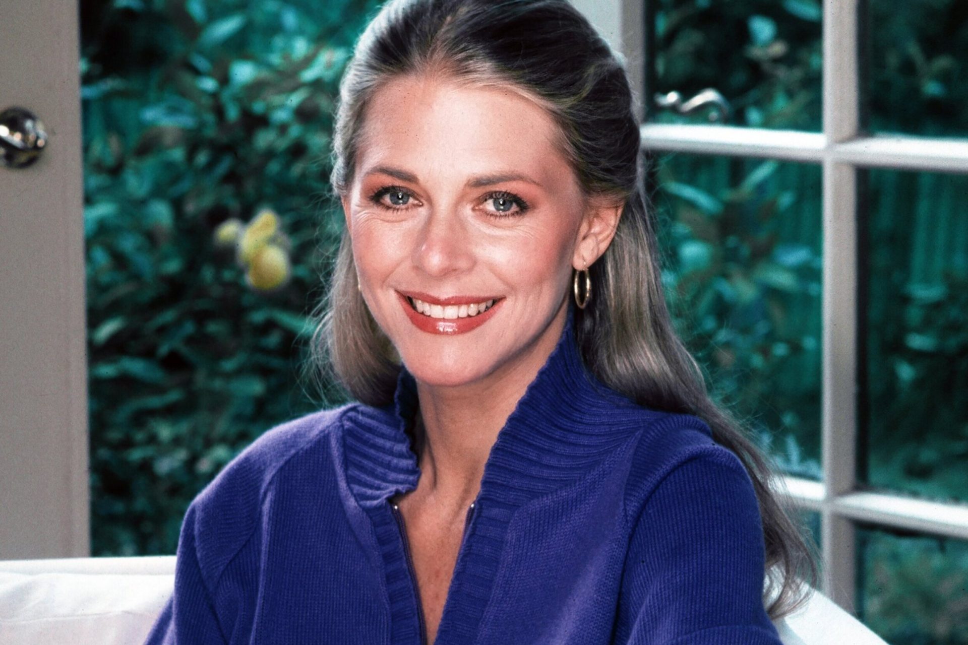 Lindsay Wagner: Life of 'The Bionic Woman'