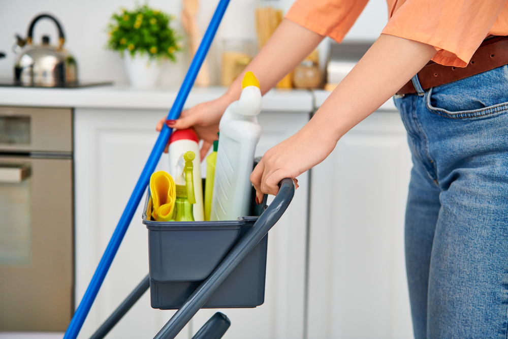 Cleaning Versus Tidying: Know the Difference