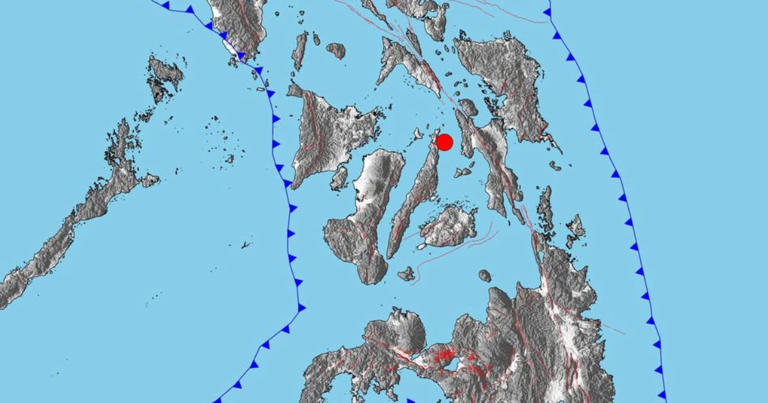 Magnitude 6.9 earthquake strikes Cebu