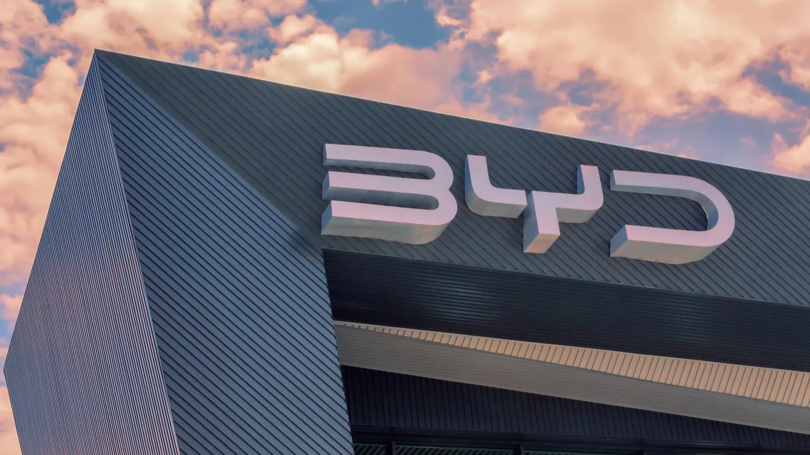 US lawmakers and automakers fear Chinese EV competition as gas prices ...