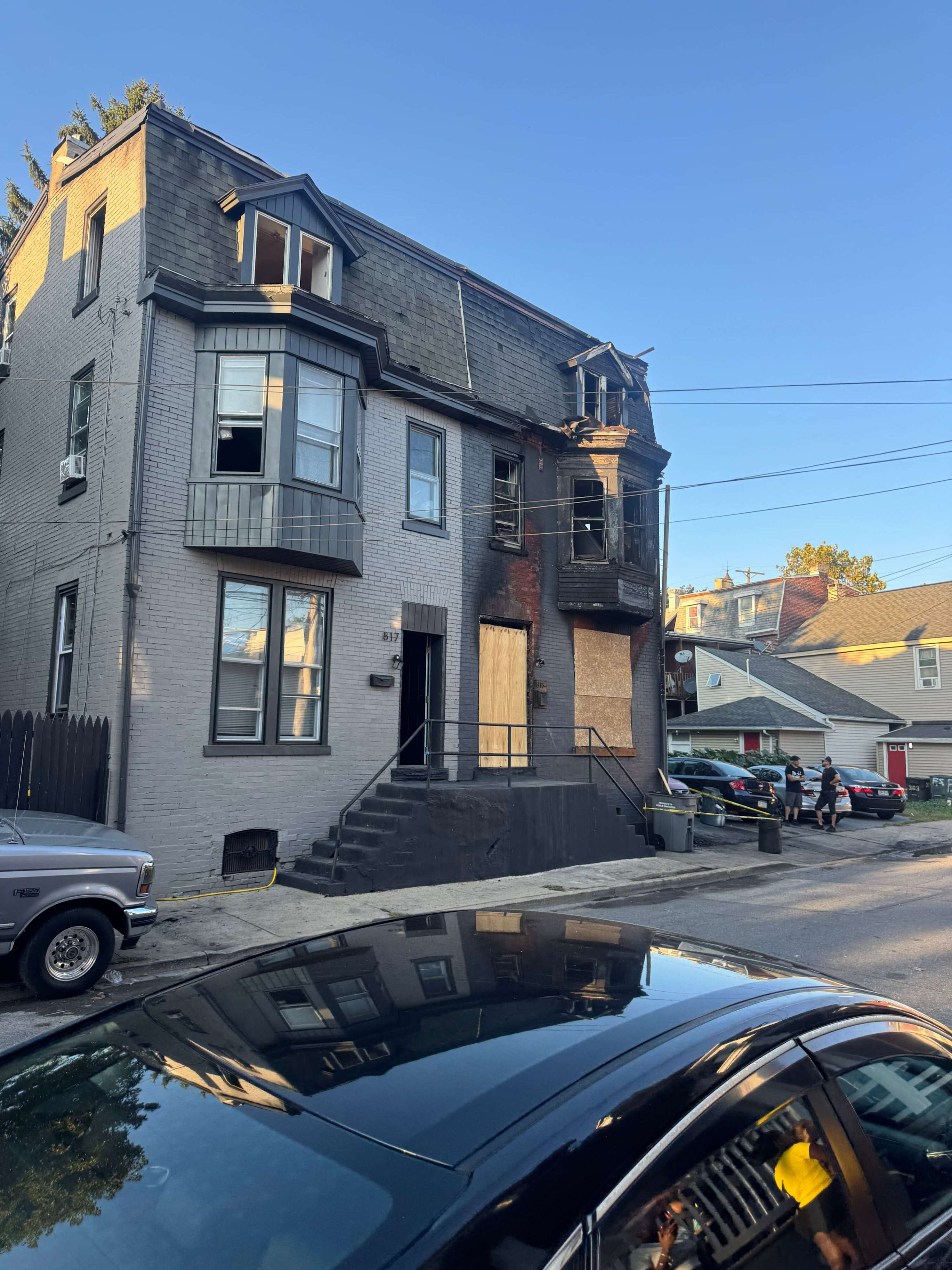 Central Pa. house where 4 people died in fire had working smoke detectors