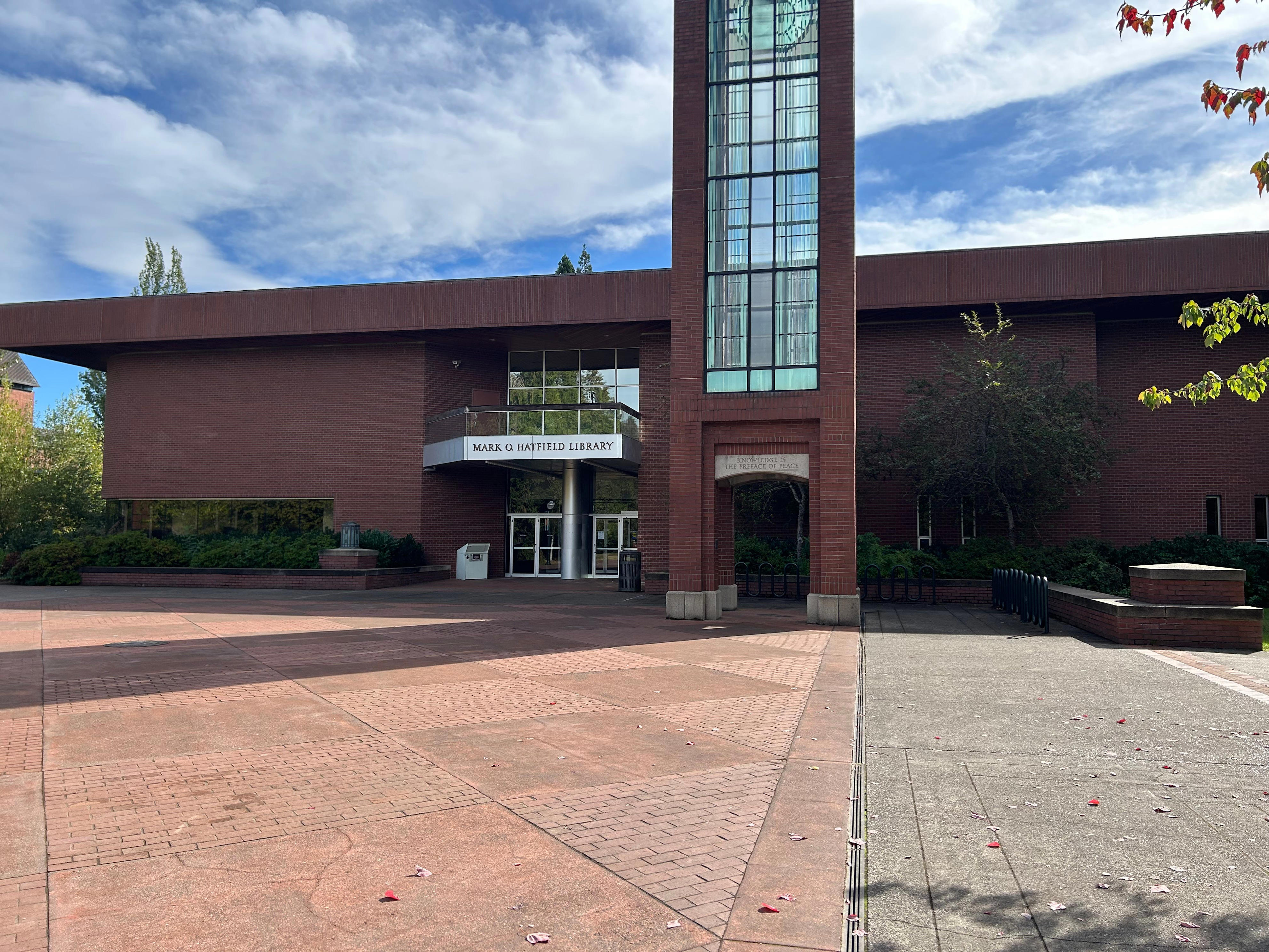 No bomb found after Willamette University library in Salem evacuated