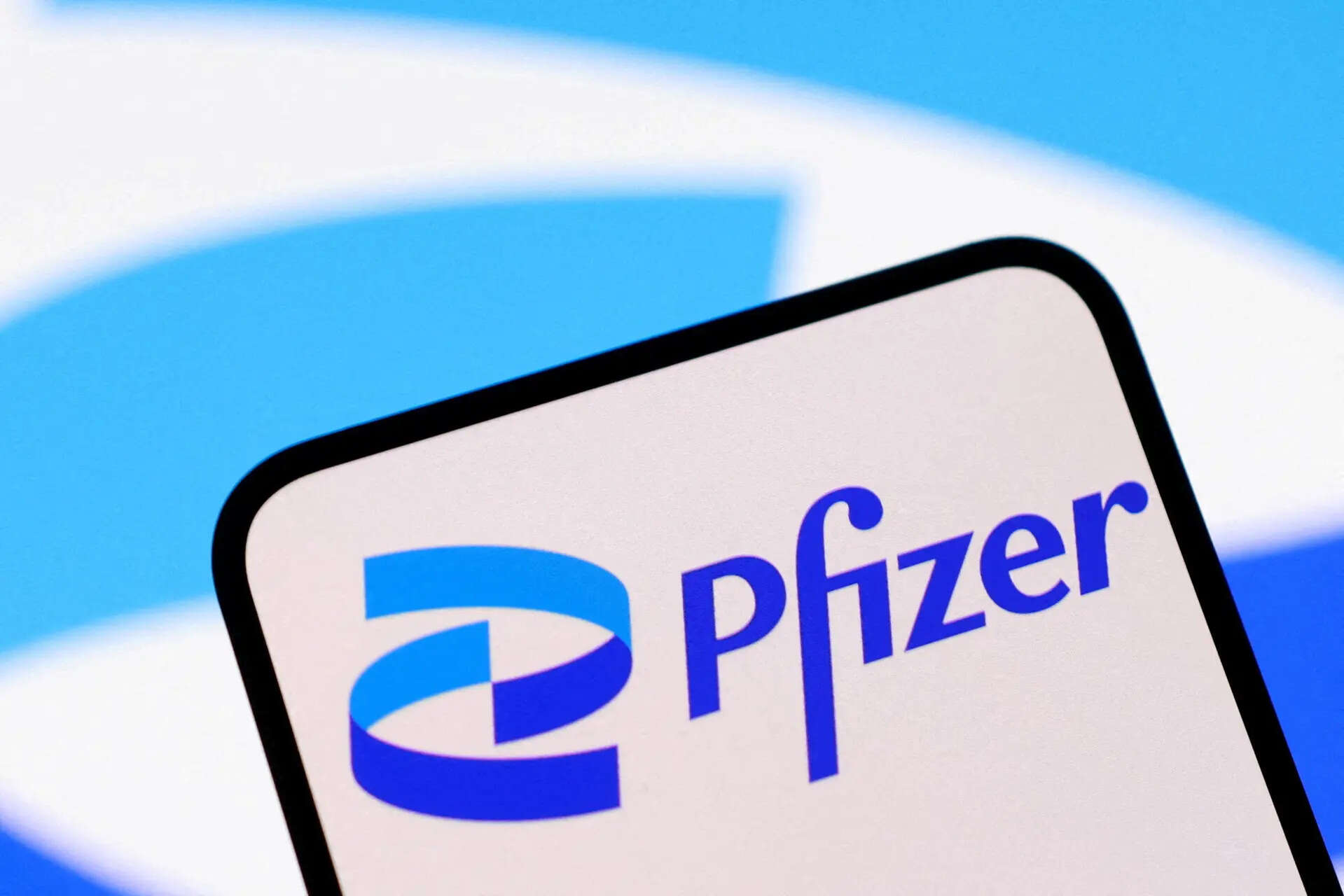 PFE stock rises 5.3% today: Pfizer seals Trump drug price deal with $70 ...