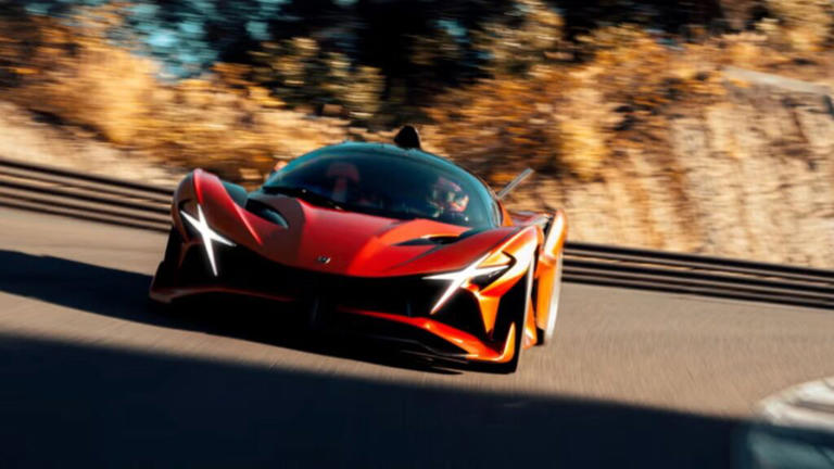 Apollo Evo Debuts as Ultra-Exclusive 800-HP Track Hypercar