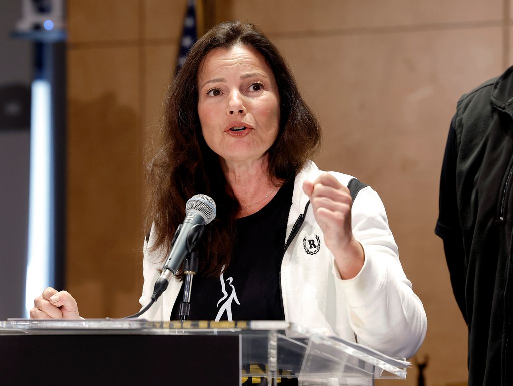 Fran Drescher's head-turning net worth after nearly 50 years in ...