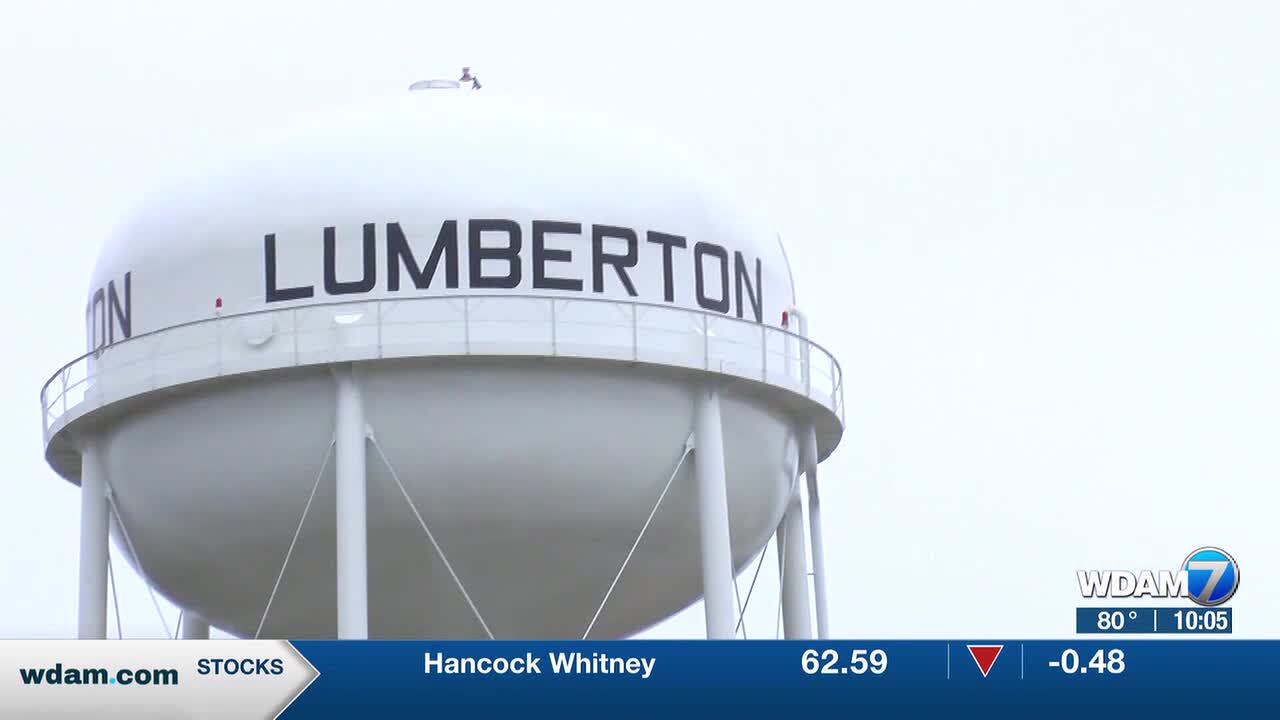 Broken main knocks out water service to section of Lumberton