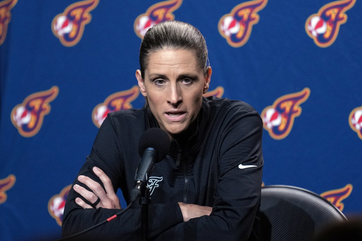 Indiana Fever Coach Stephanie White Sends Strong Message After Napheesa ...