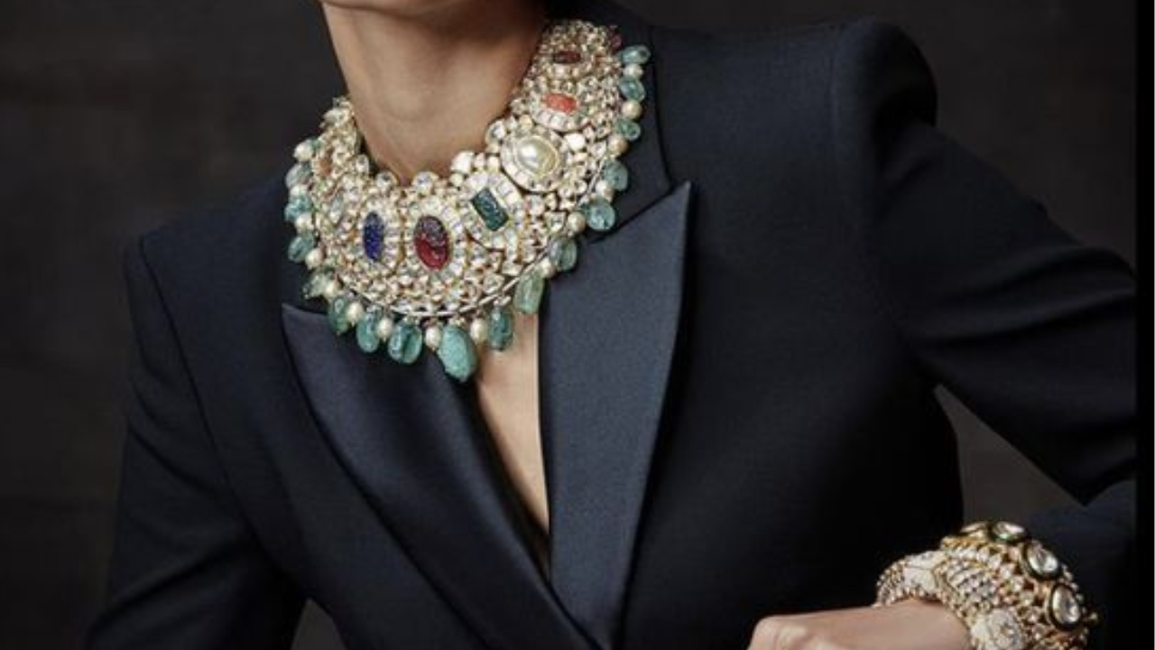 How to identify real vs fake Kundan jewellery?