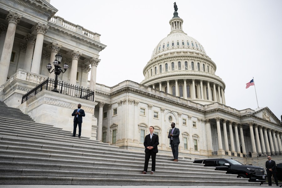 Two Senate votes to end government shutdown fail