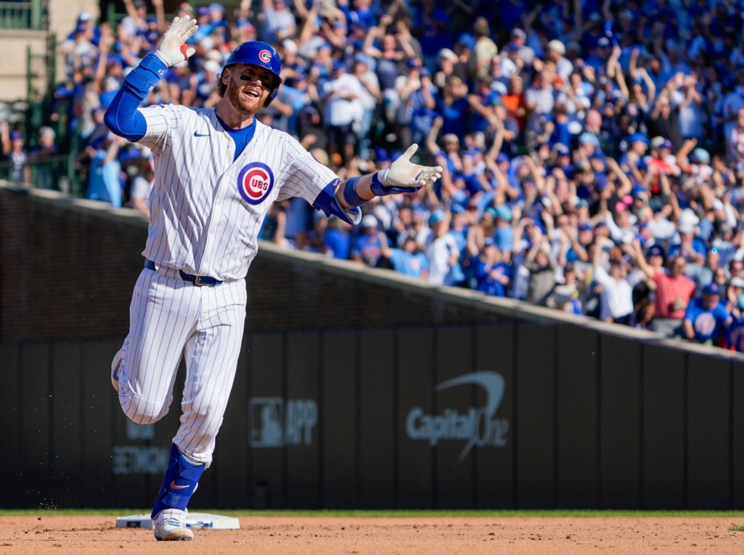 Cubs belt back-to-back HRs in Game 1 win over Padres