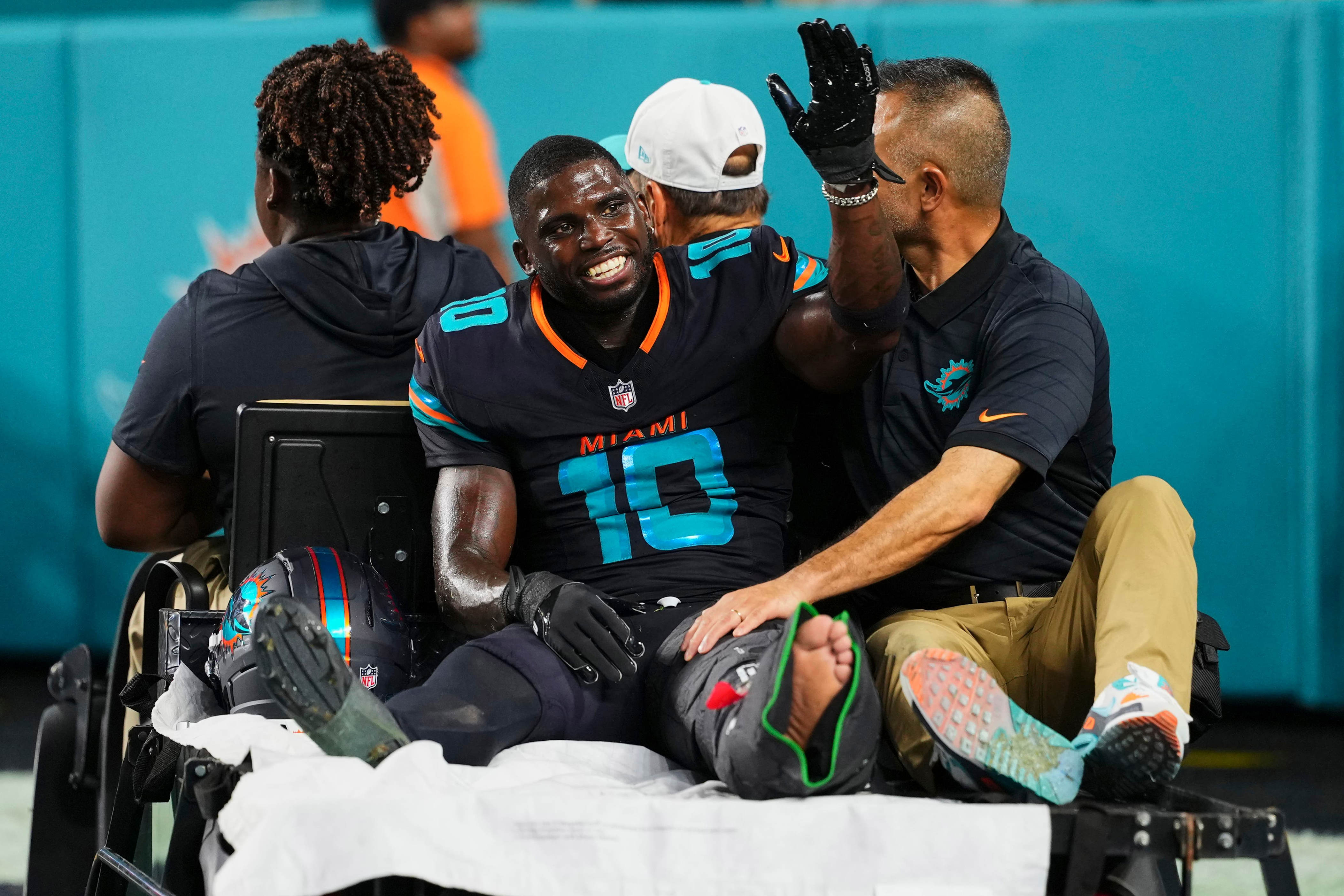 Tyreek Hill urged to retire after crushing injury diagnosis