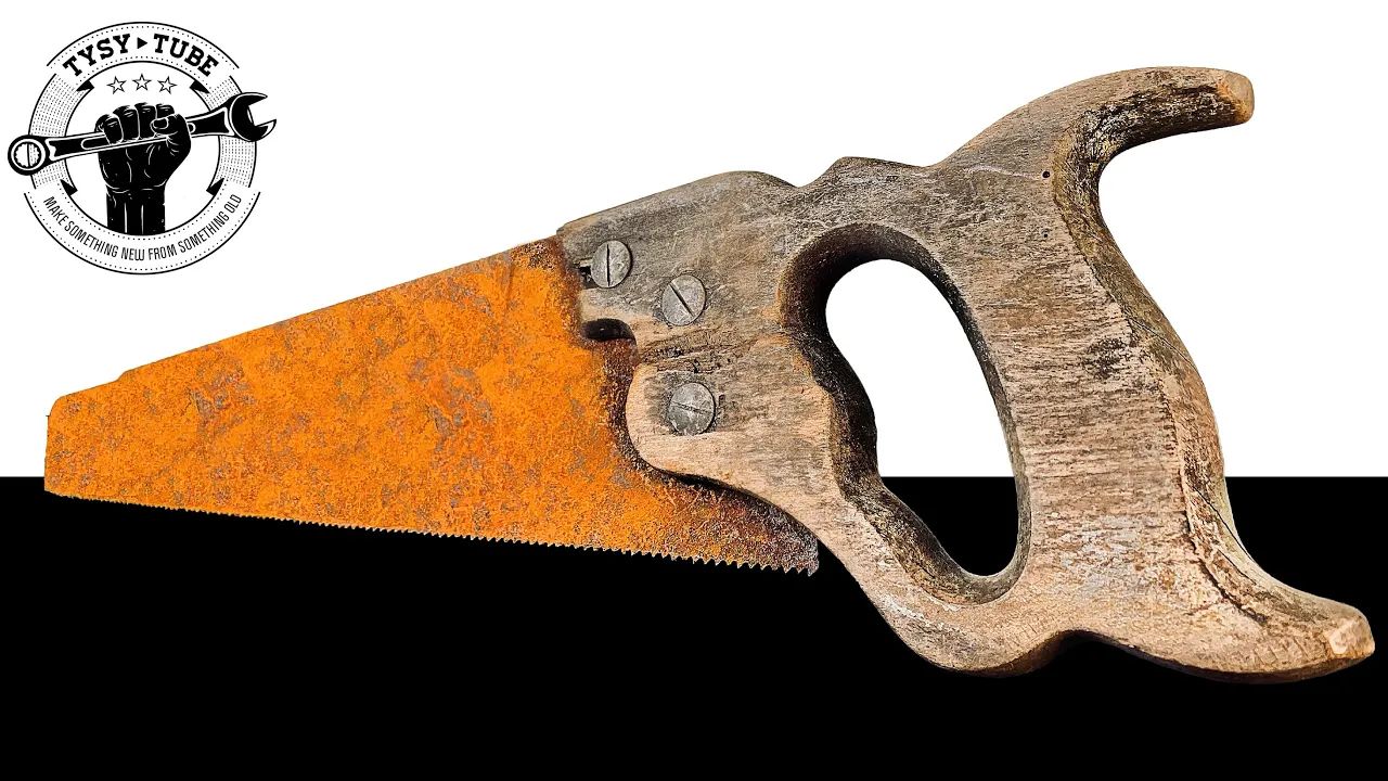 I restored a rusty saw with epoxy!🔨