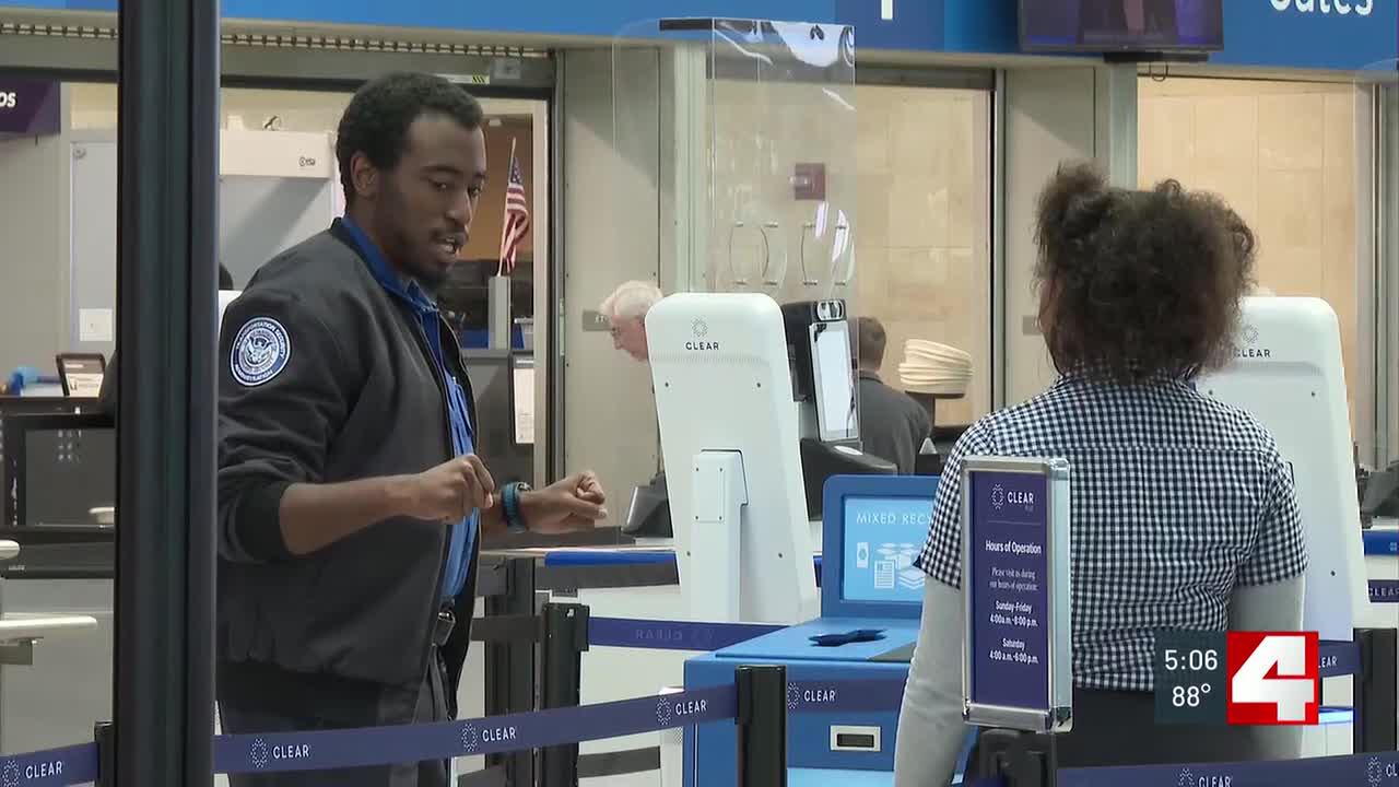 Federal government shutdown looms as St. Louis prepares for impact