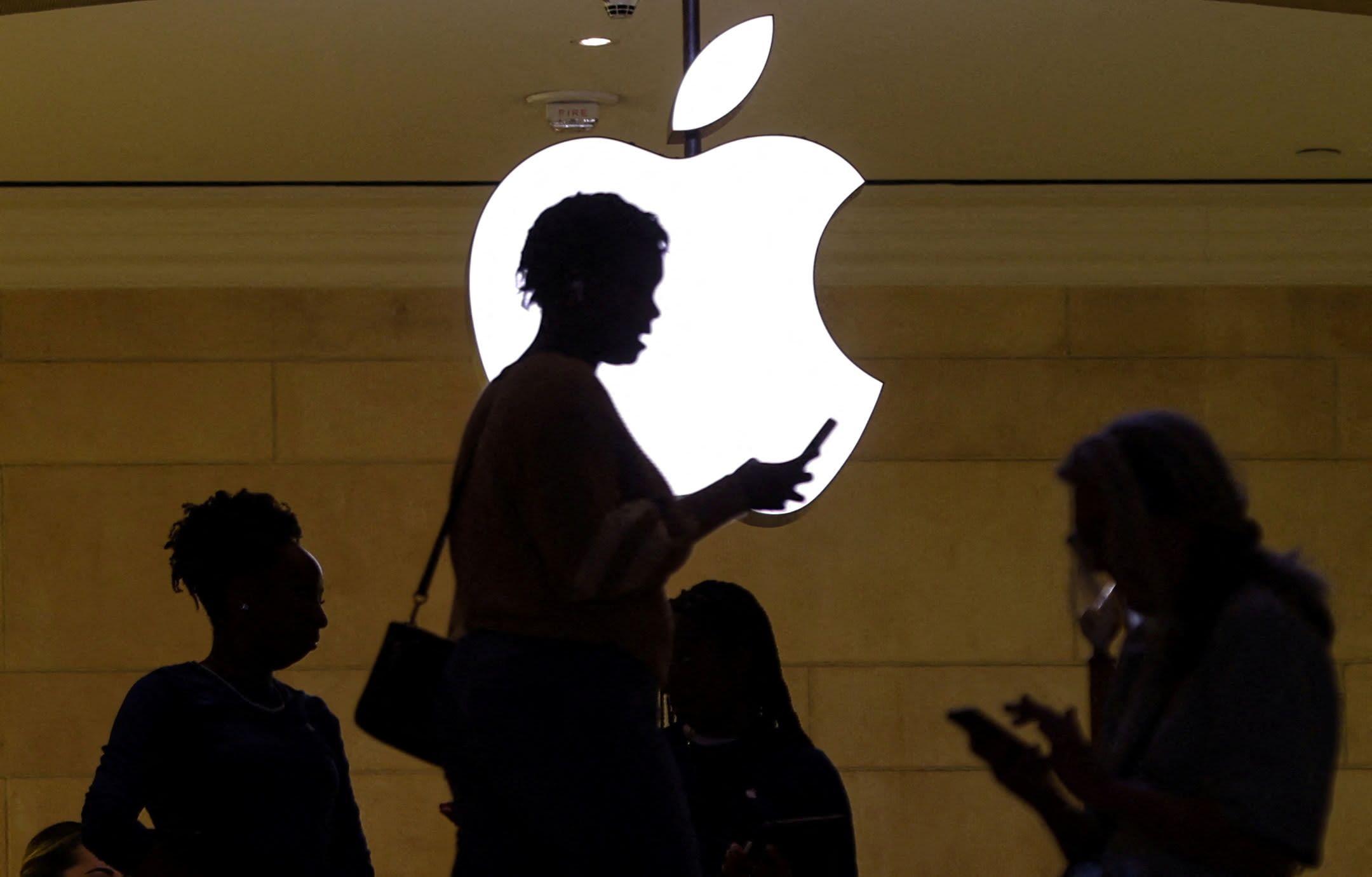 US agency sues Apple for alleged discrimination against Jewish worker