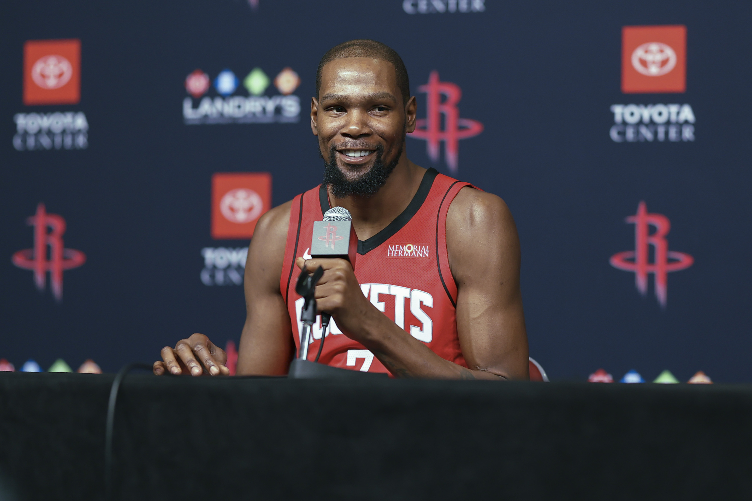 Kevin Durant alone can’t save the Rockets’ middling offense