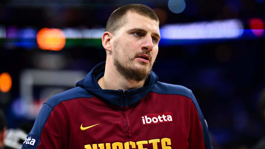 Nikola Jokic Injury Flares Up on First Day of Training Camp
