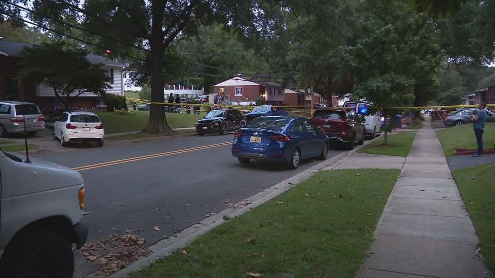 Cheverly police chief fires deadly shots at man armed with knives ...