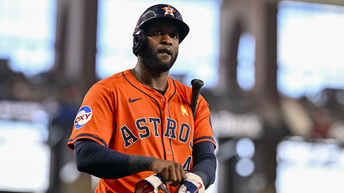 MLB rumors: Astros not trading Yordan Alvarez despite difficult season