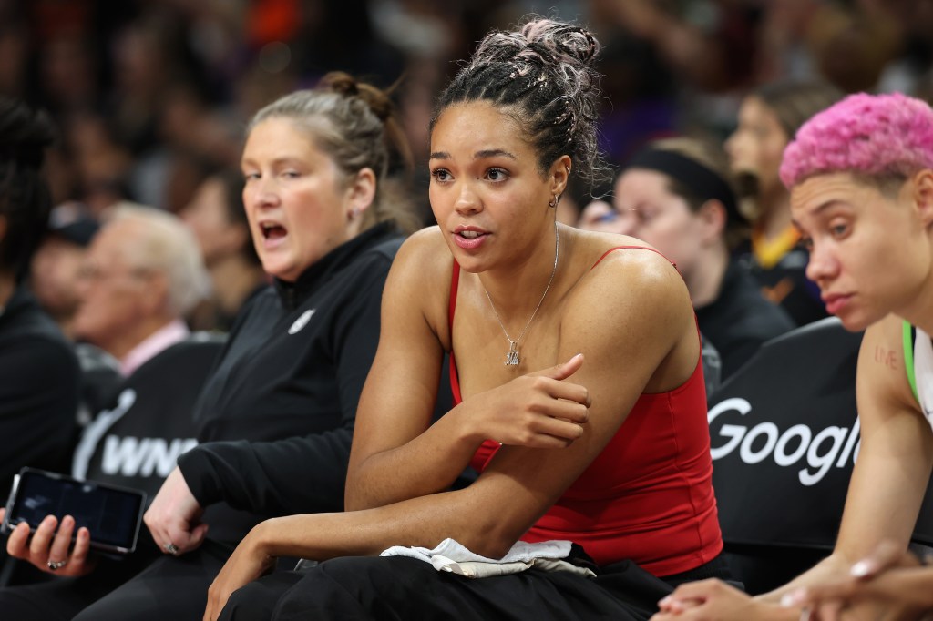 Angel Reese, WNBA stars back Napheesa Collier after she goes scorched ...