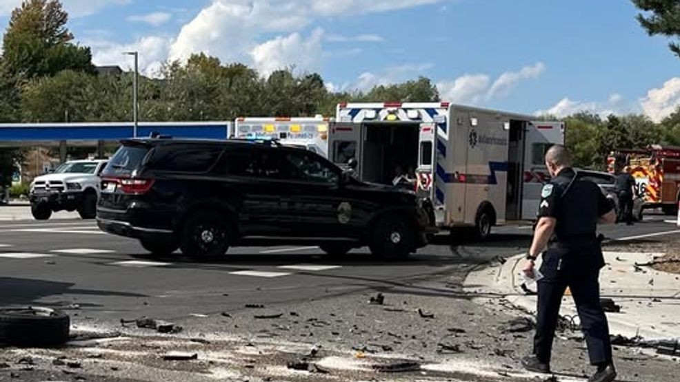 Three-vehicle injury crash on Chinden cleared, intersection reopens