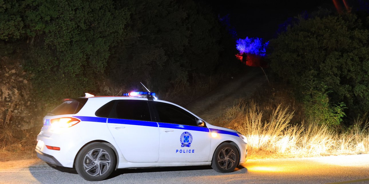 Απεγκλωβίστηκε ο 53χρονος από τη σπηλιά στη Λάρισα [εικόνες & βίντεο]