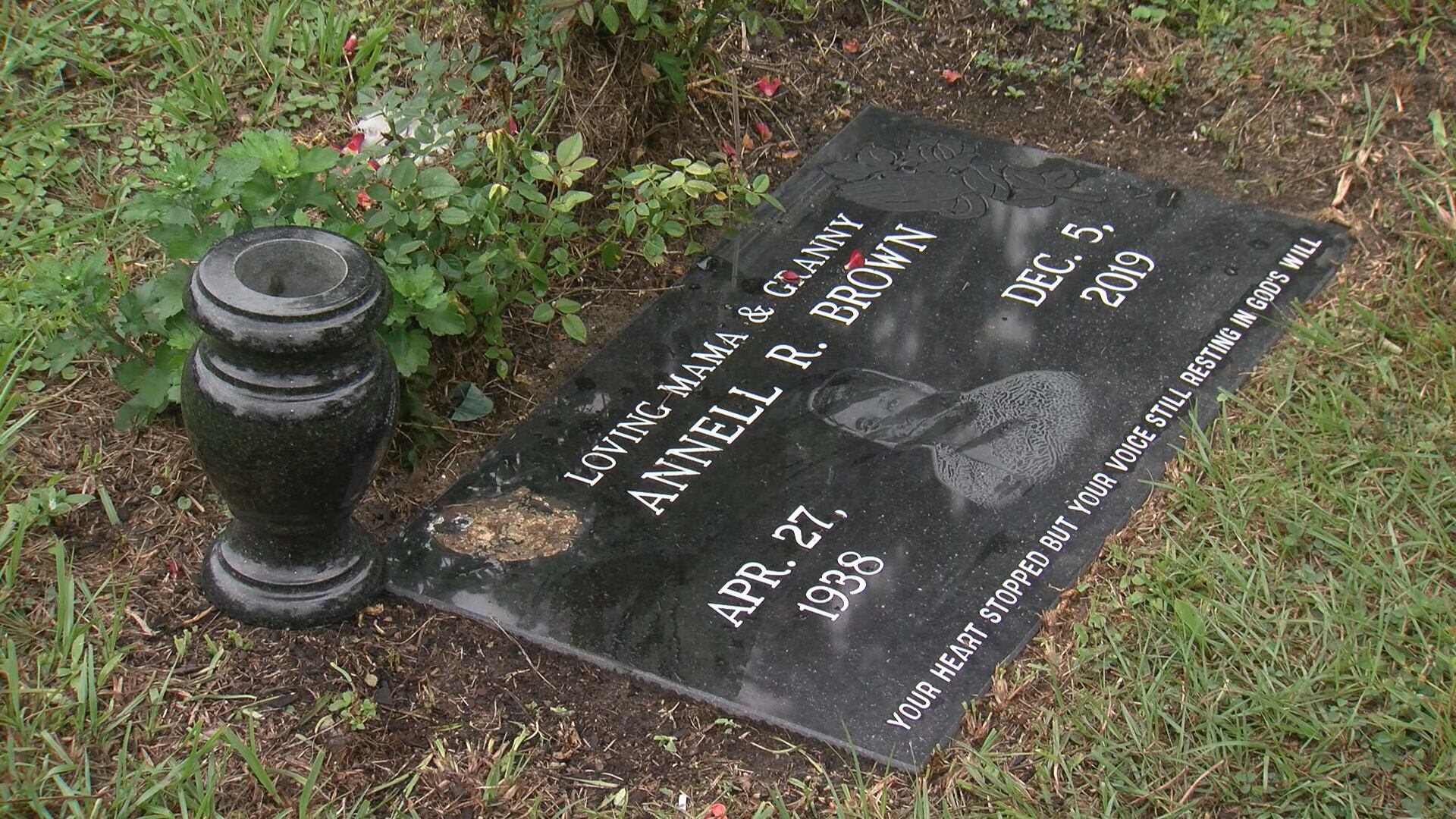 Savannah woman says mother’s headstone damaged repeatedly at ...