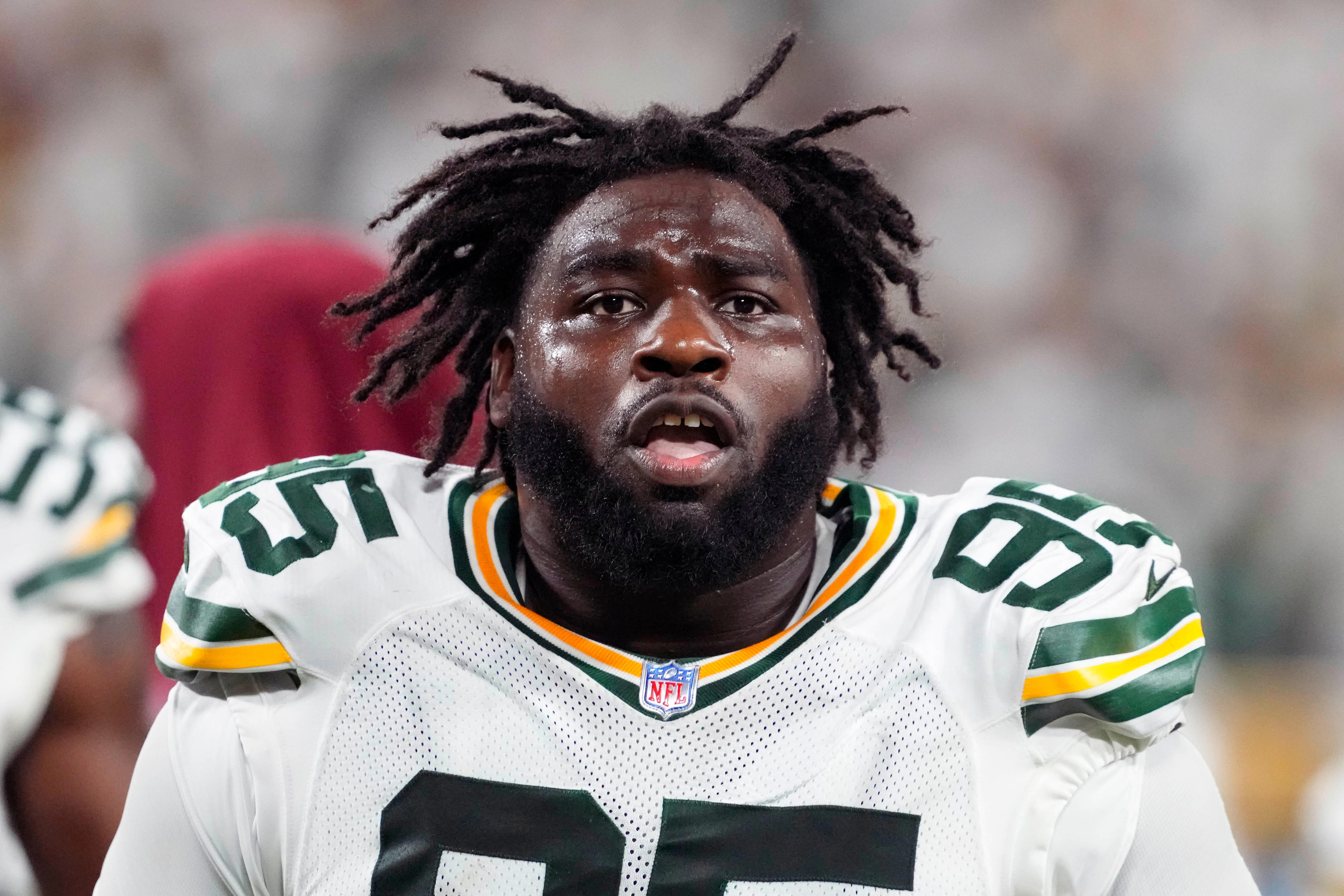 Packers DL Devonte Wyatt 'week to week' with knee injury suffered vs ...