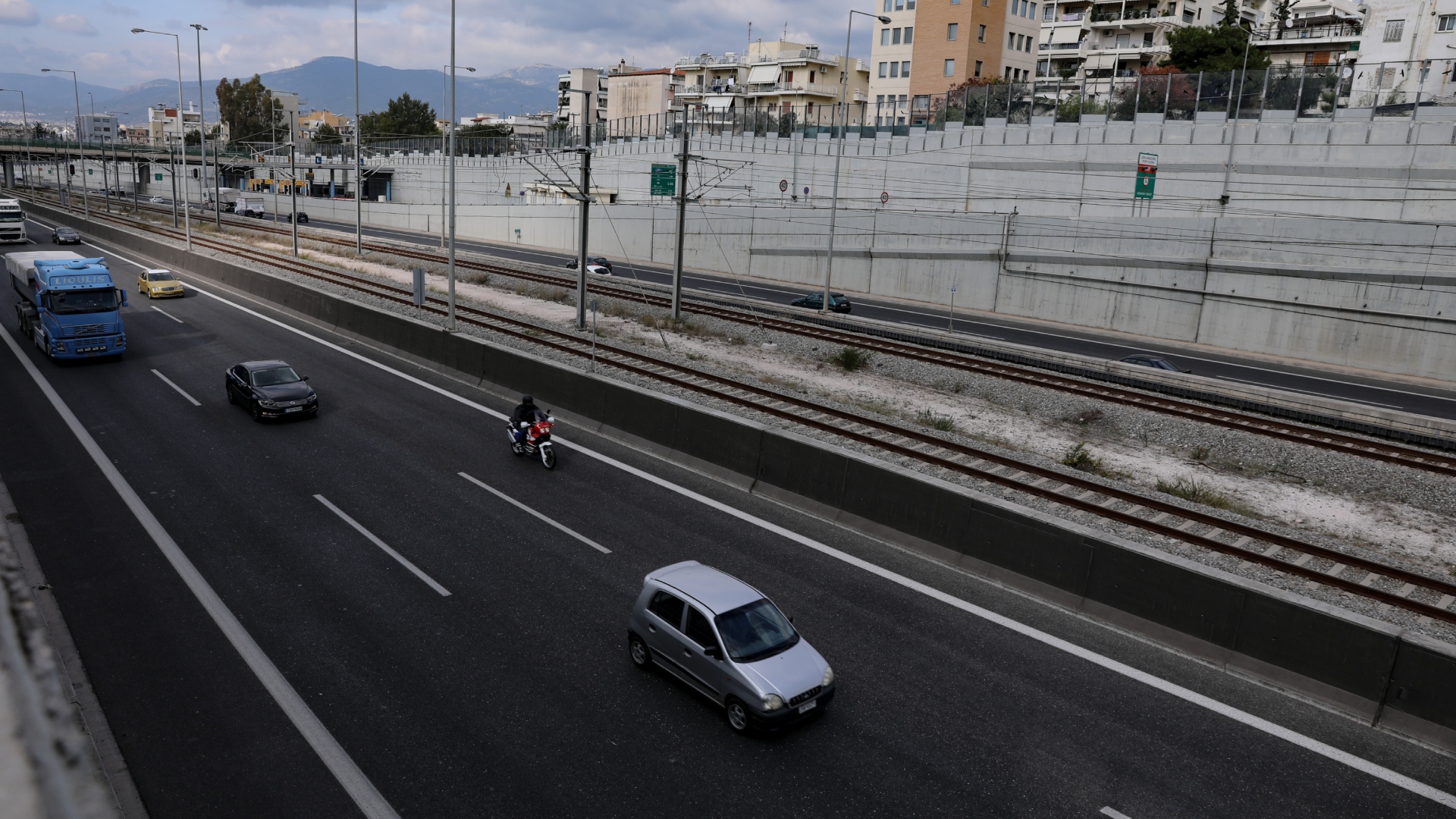 Αττική Οδός: 40χρονη συνελήφθη δύο φορές σε τέσσερις μέρες για την ίδια ...