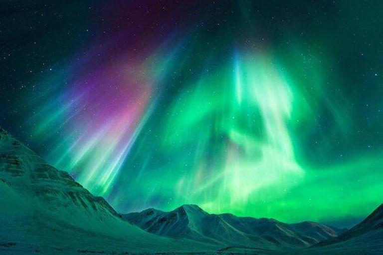 Northern Lights red alert as Aurora Borealis to appear in UK skies ...