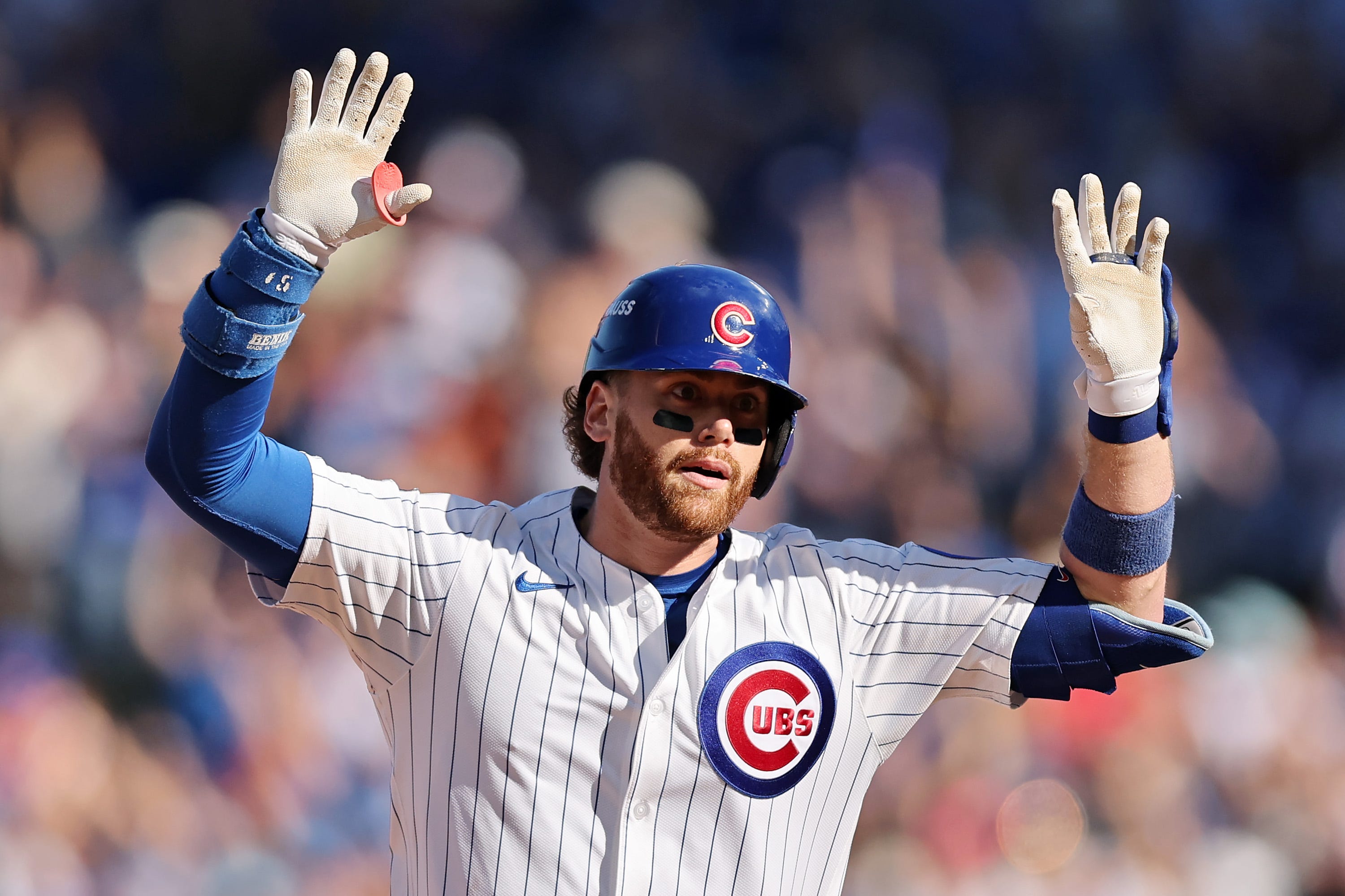 Cubs' back-to-back jacks beat Padres to start MLB playoffs: Highlights