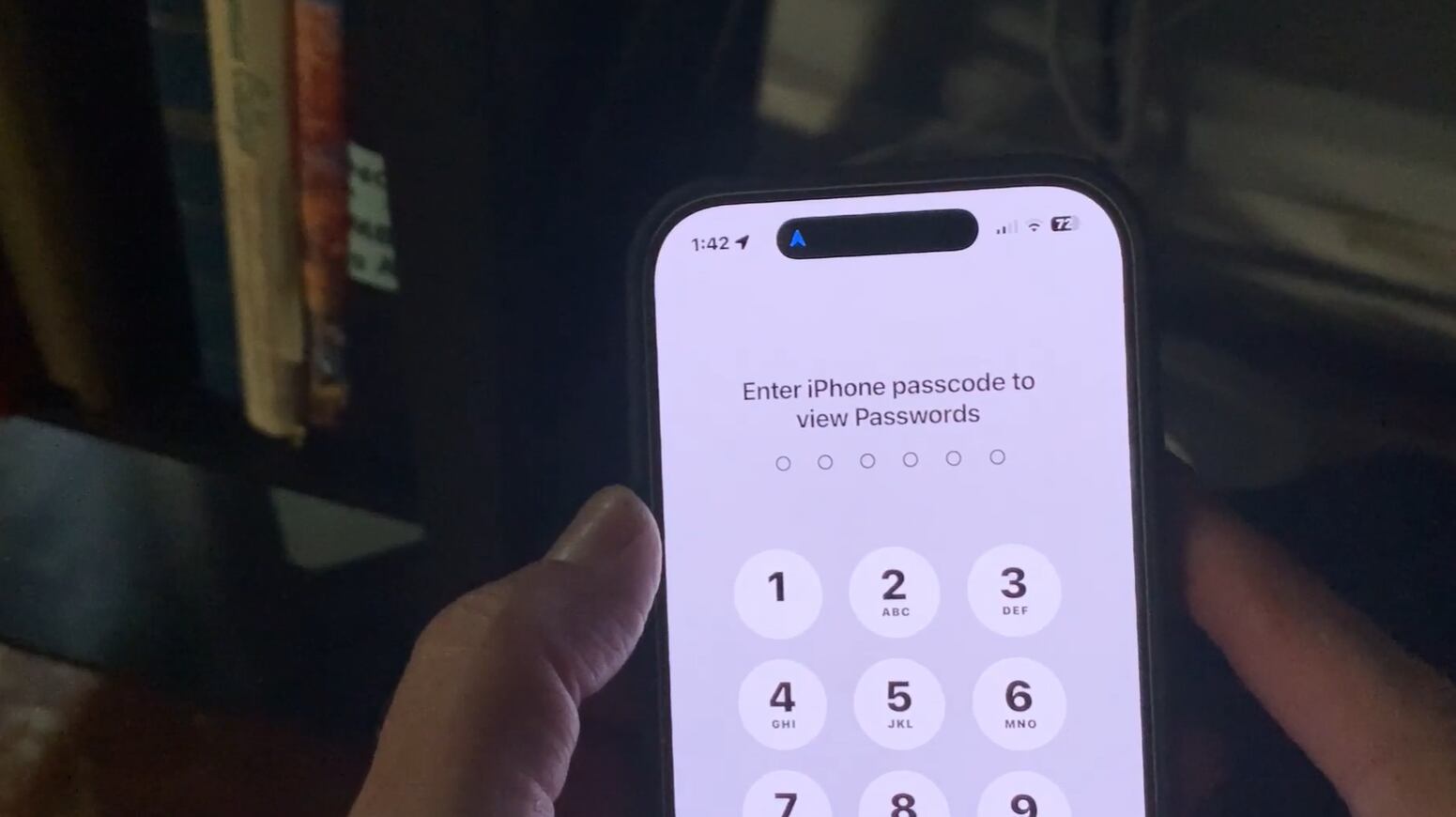 What the Tech: Apple and Google passwords
