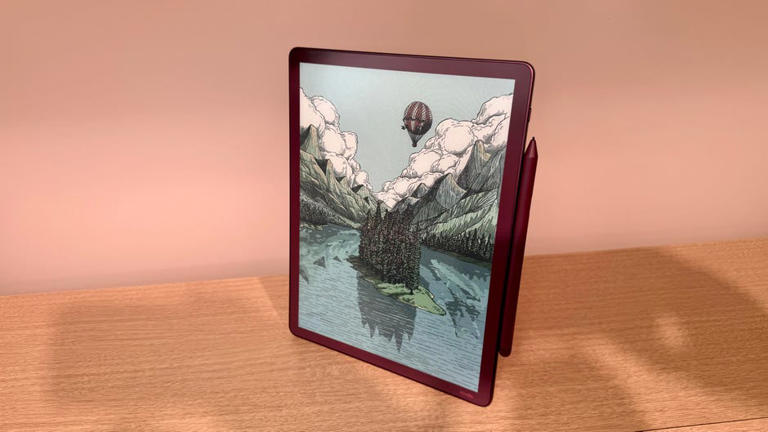 I Go Hands-On With the New Kindle Scribe Colorsoft. Is It Worth $630?