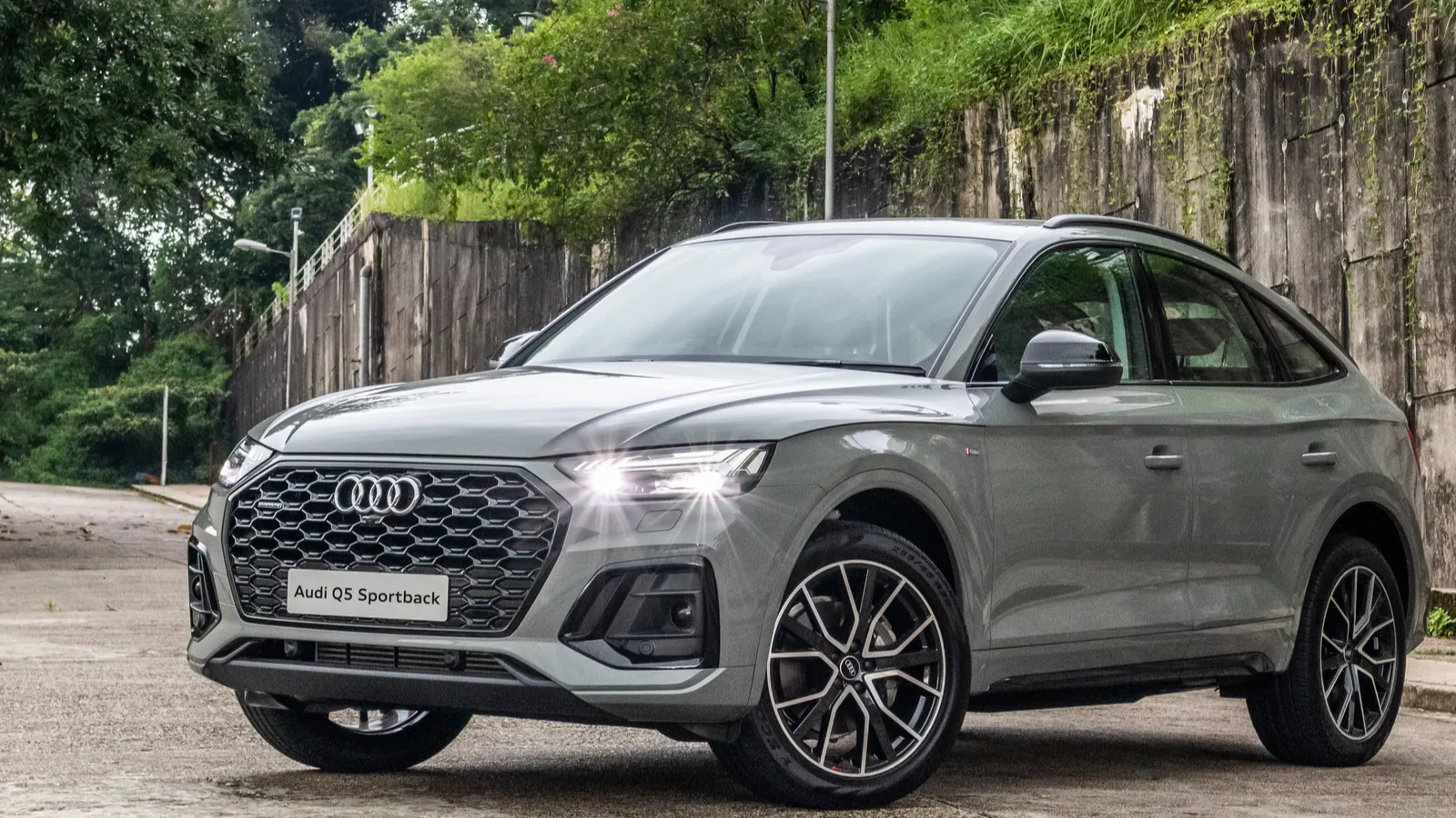 2025 Audi Q5 vs. BMW X3: which fits your style and budget?