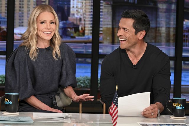 Kelly Ripa 'Lost It' on Mark Consuelos When He Criticized Her Home ...