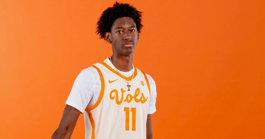 4-star small forward Ralph Scott commits to Tennessee Basketball over ...