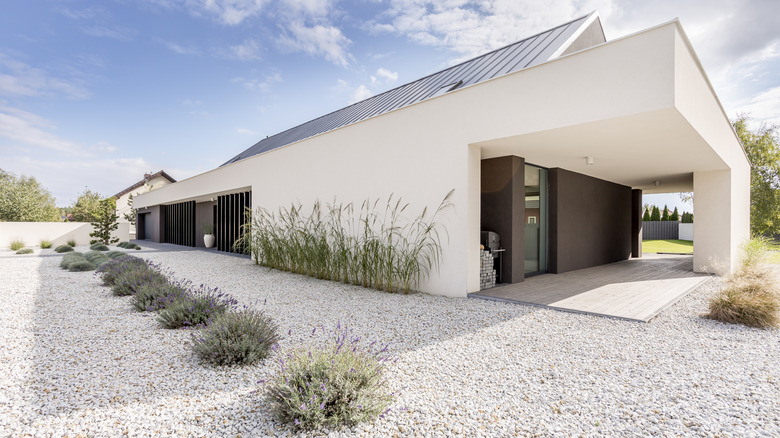 The Best Method For Cleaning The White Pea Gravel In Your Landscaping