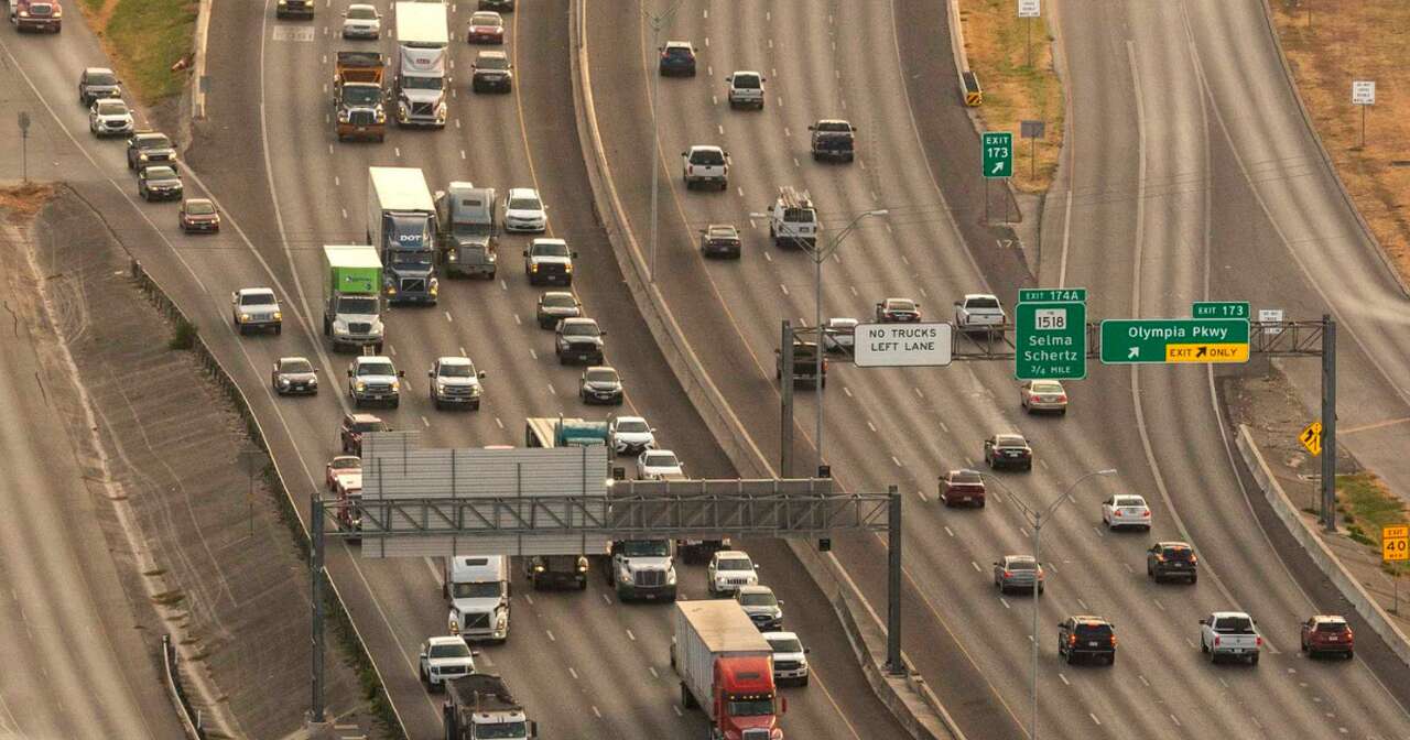 S.A. drivers face weeks of delays from I-35 project closures