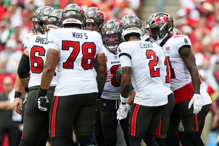 Instant Takeaways from the Buccaneers loss to the Eagles in Week 4