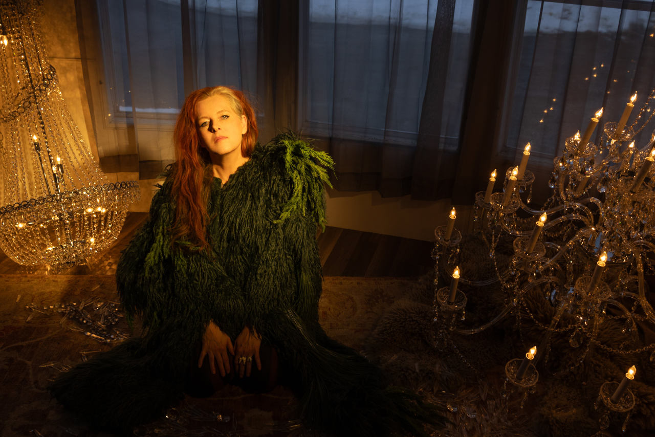 ‘Neon Grey Midnight Green’ Review: Neko Case’s Finely Tuned Ear